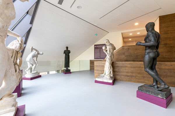 Het Allard Pierson museum in Amsterdam is weer geopend voor het publiek ...